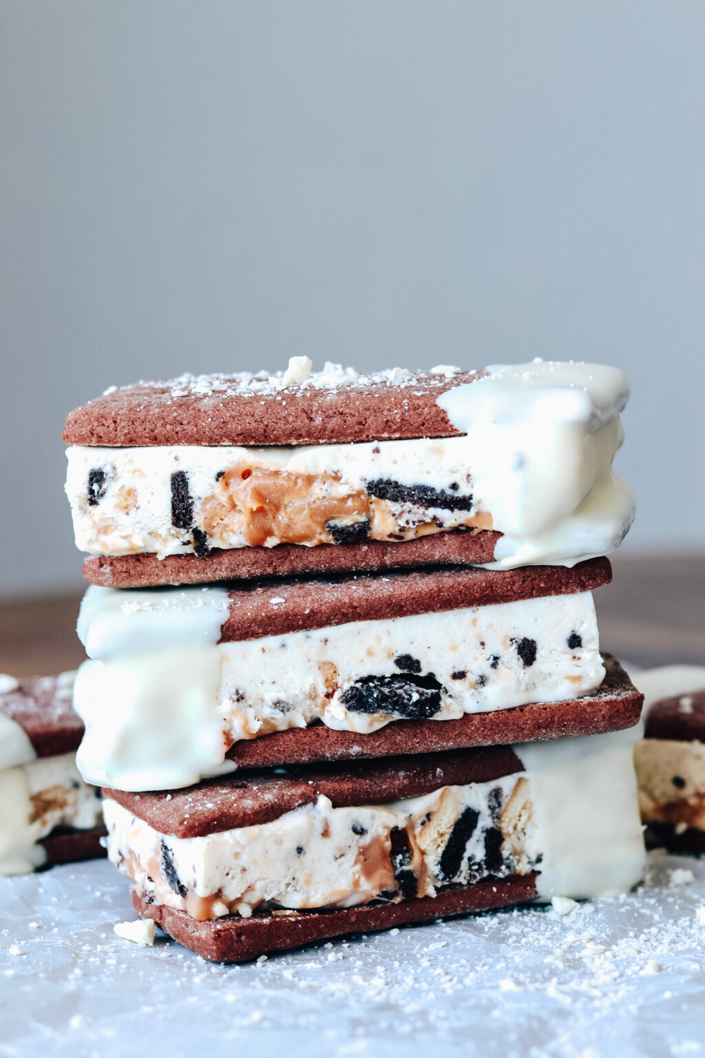Sandwich de Helado con Galleta Oreo y Dulce de Leche | Valentina Cocina
